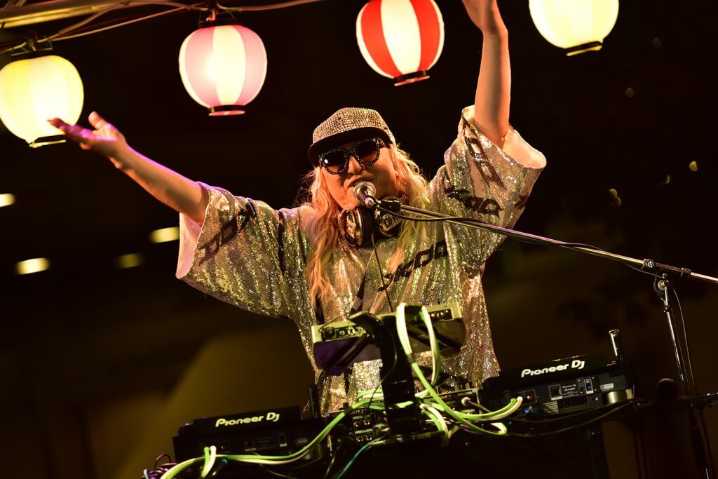 「第14回ハマサイトの夏祭り」4年ぶりに盆踊りが復活！DJ KOOによるリミックス盆踊り「bon dance」 ほか、 早見優、はるな愛らのスペシャルライブに5000人が集まり大盛況！ | 文化放送